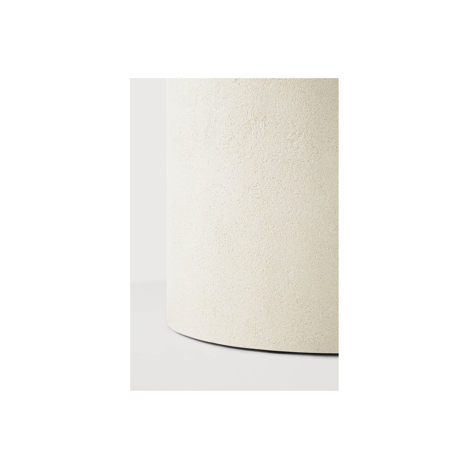 Table repas ELEMENTS Ø90 cm Ethnicraft - Les Jardins du Sud - Nice